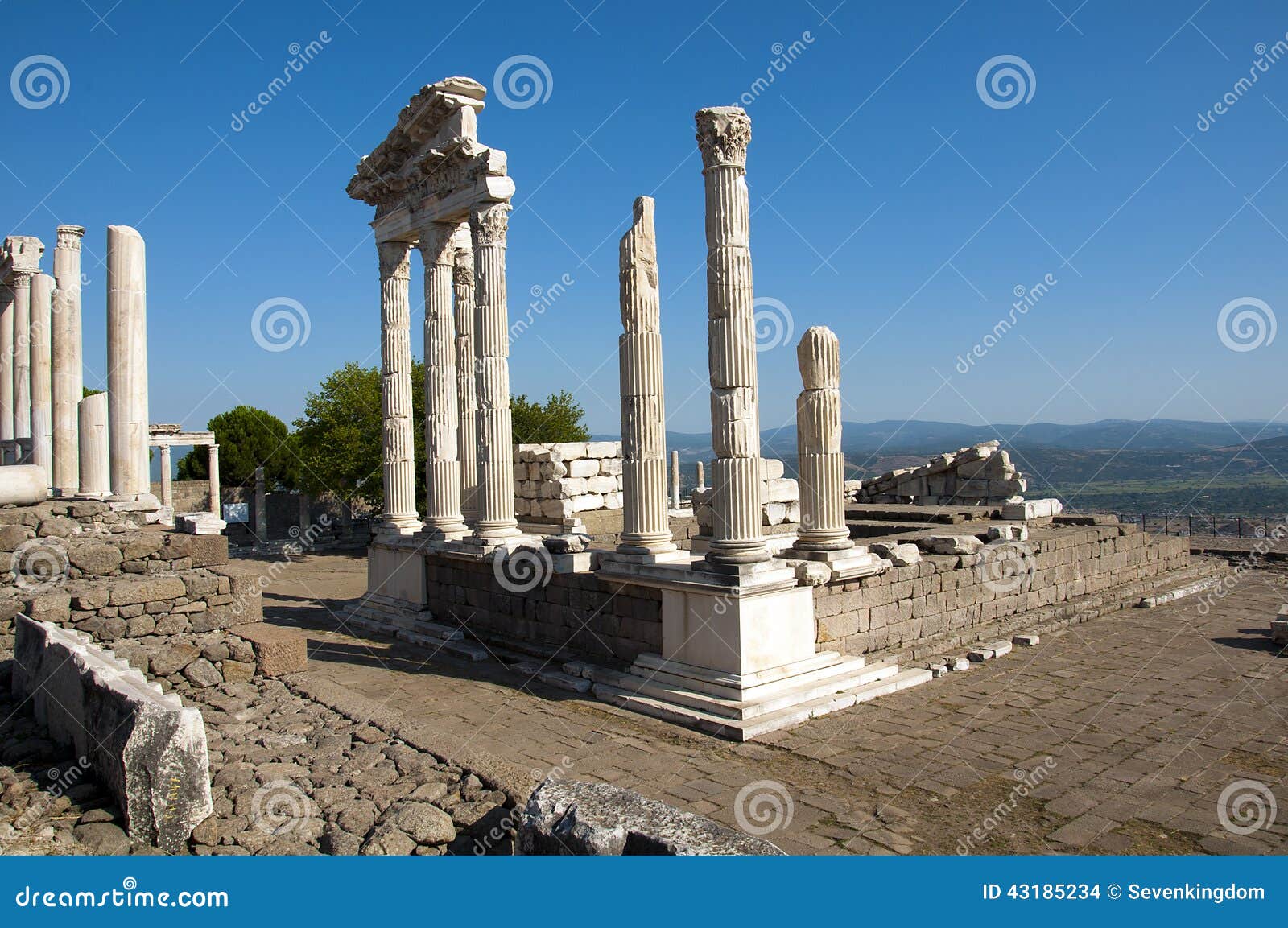 Temple of Trajan at Pergamos Stock Photo - Image of antique, east: 43185234