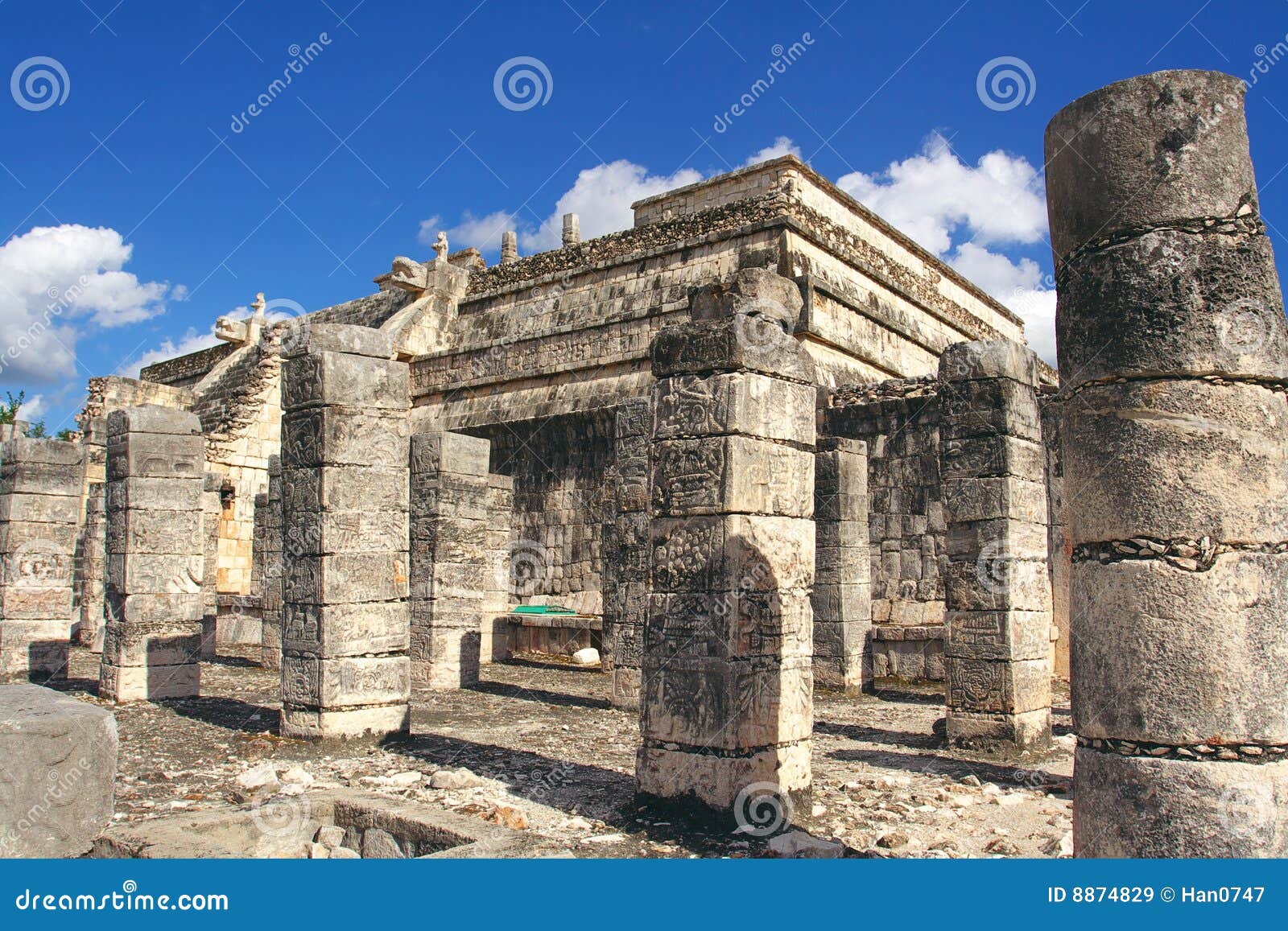 Temple of Warriors, Chichen-Itza Stock Image - Image of kukulkan, itza ...