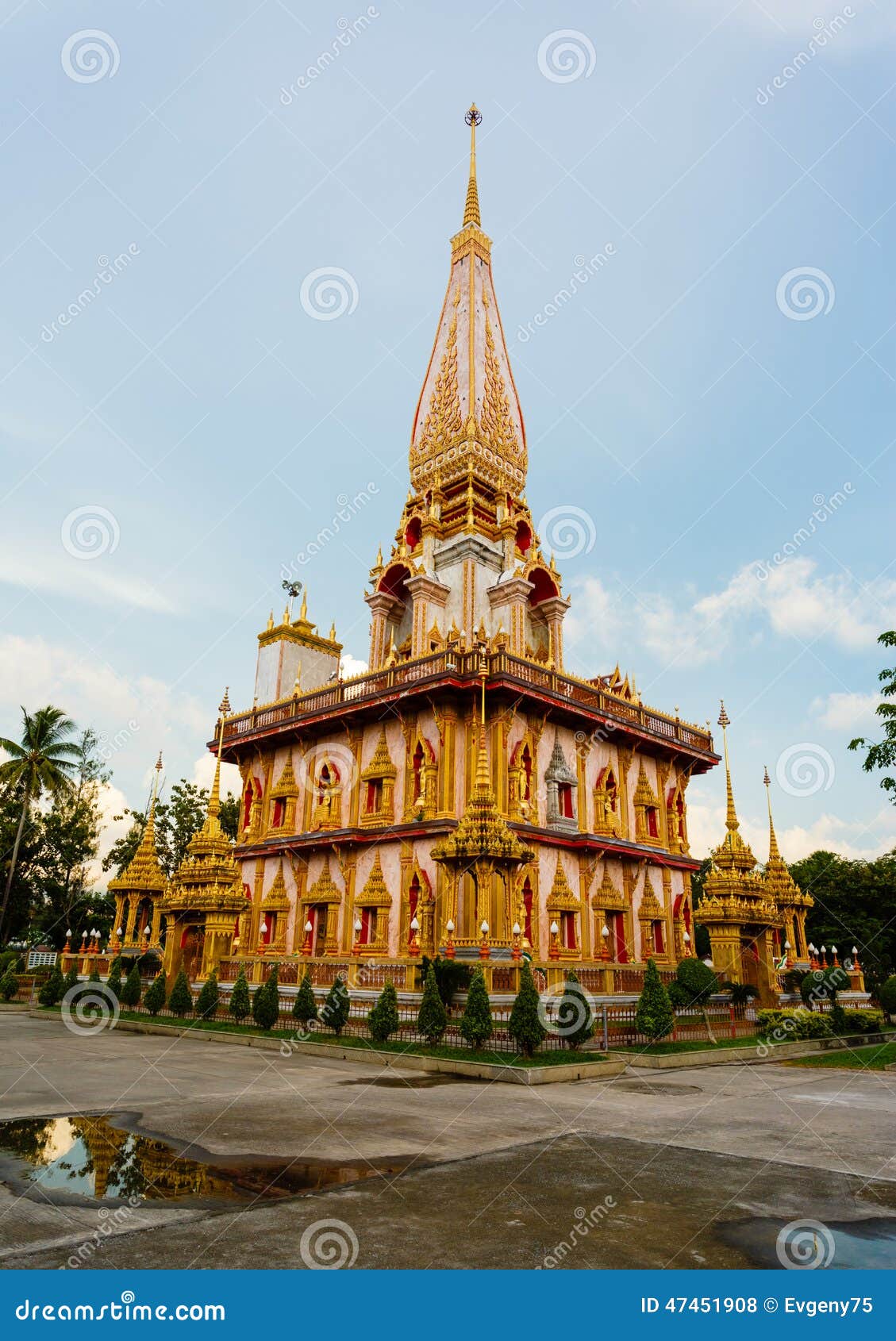 The temple Wat Chalong editorial stock photo. Image of history - 47451908