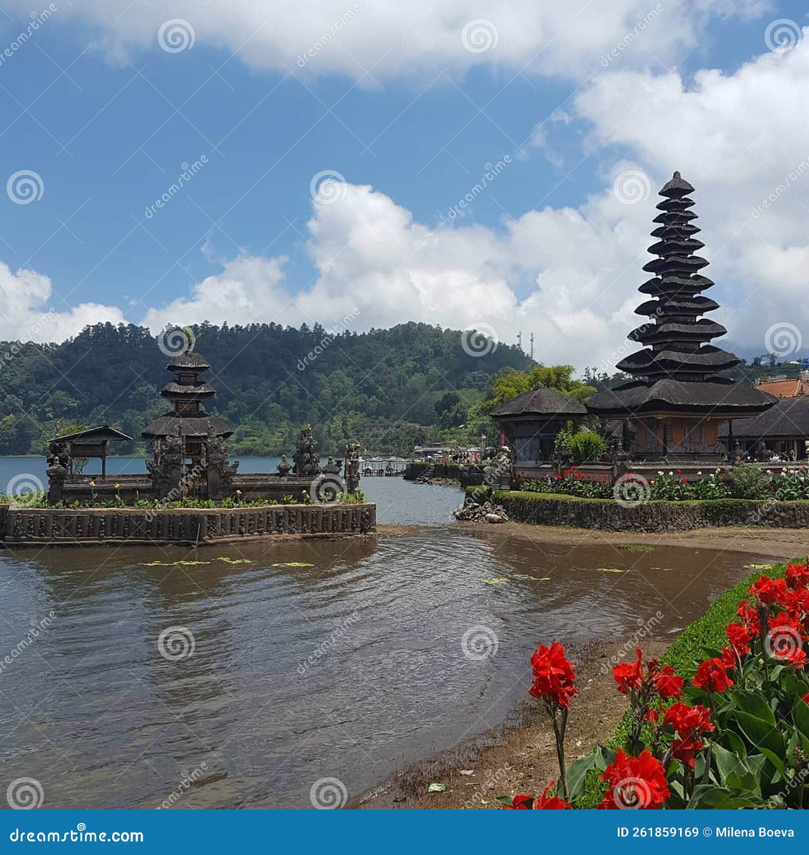 Temple in the Water in Bali Stock Image - Image of picturesque, temple ...