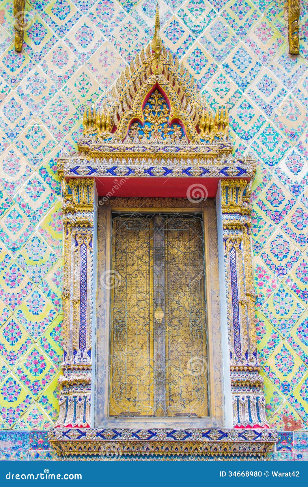 Temple window in wat arun stock photo. Image of temple - 34668980