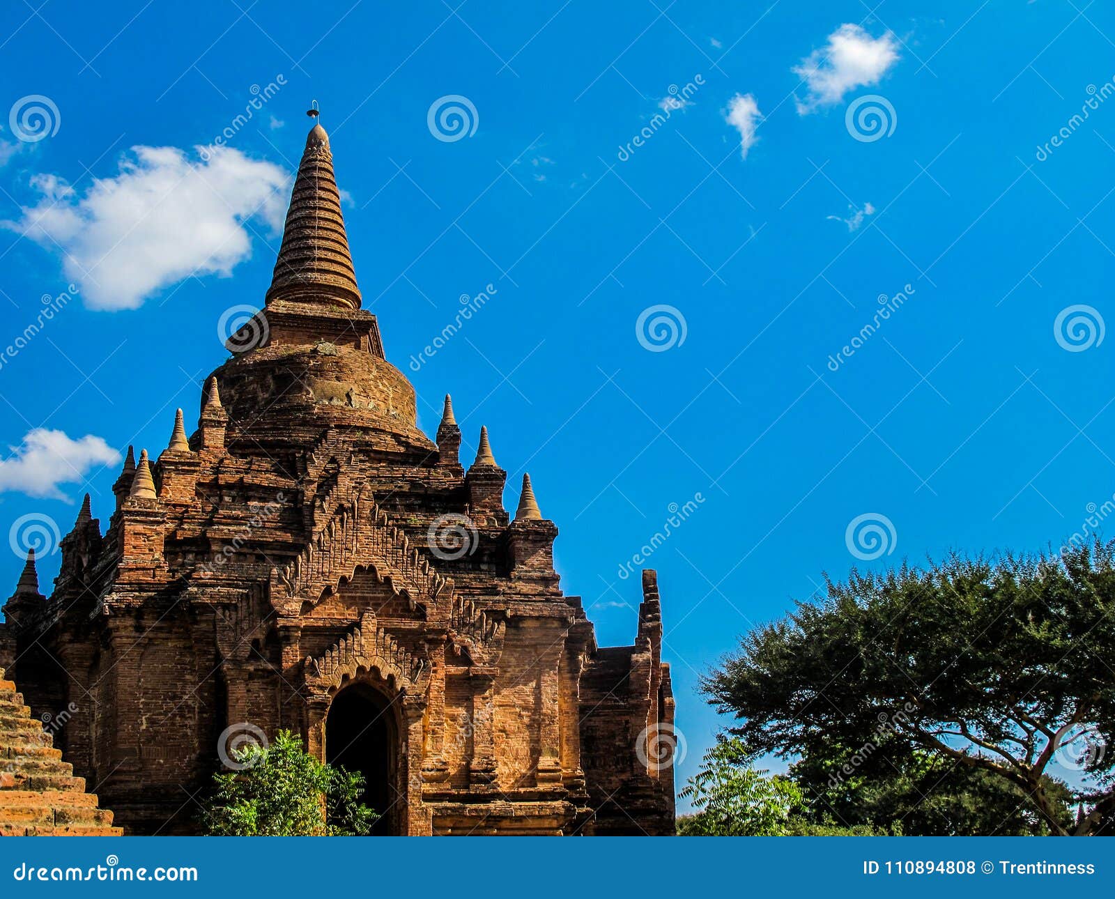 Temples and Ancientbuilding in Myanmar Editorial Stock Photo - Image of ...