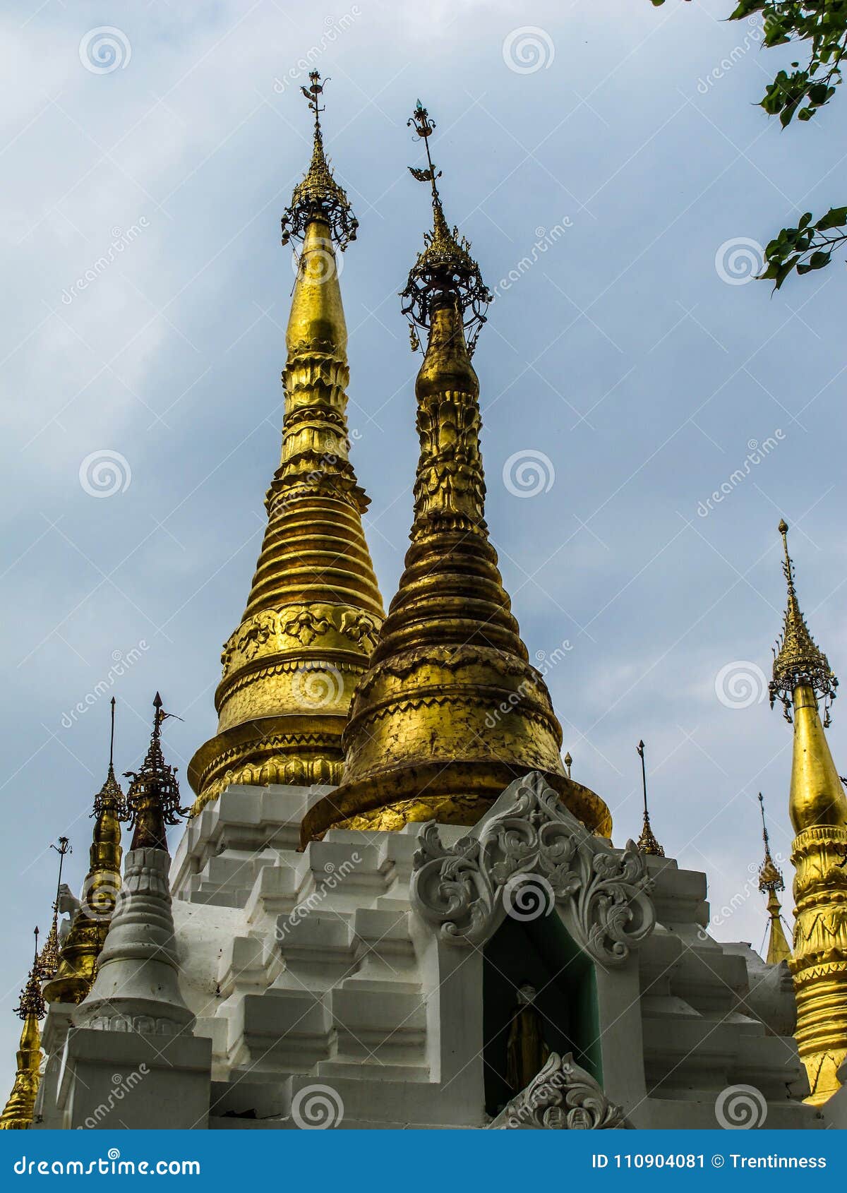 Myanmar Temples in the Summer Editorial Photo - Image of buddha, fields ...