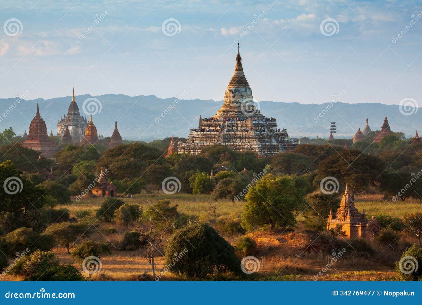 Myanmar Indigenous Set Traditional Dress Kachin People Cartoon Vector ...