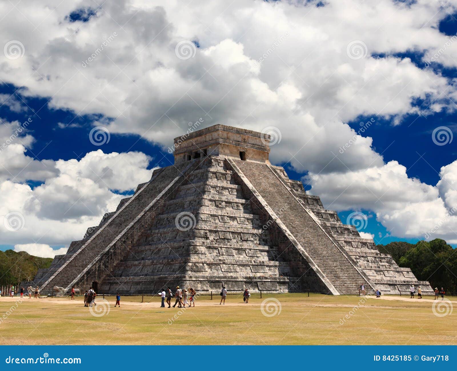 The Temples of Chichen Itza Temple in Mexico Editorial Image - Image of ...