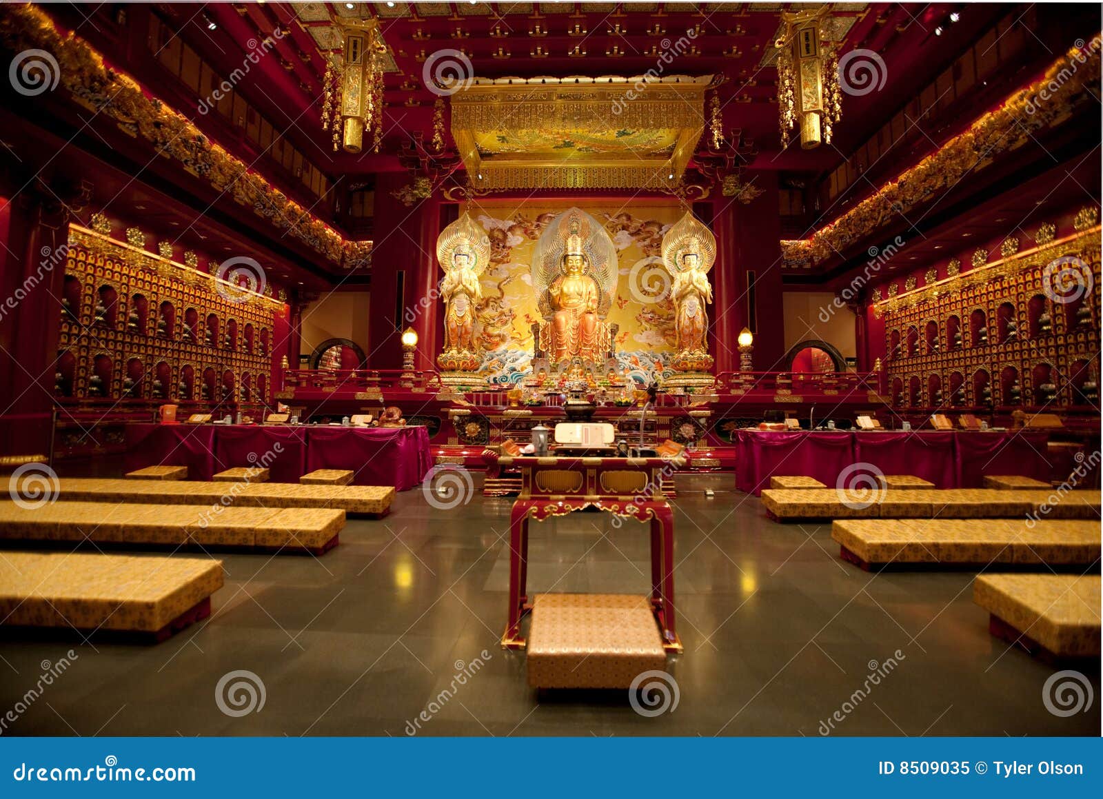 Templo budista imagem de stock. Imagem de vermelho, arquitetura - 8509035
