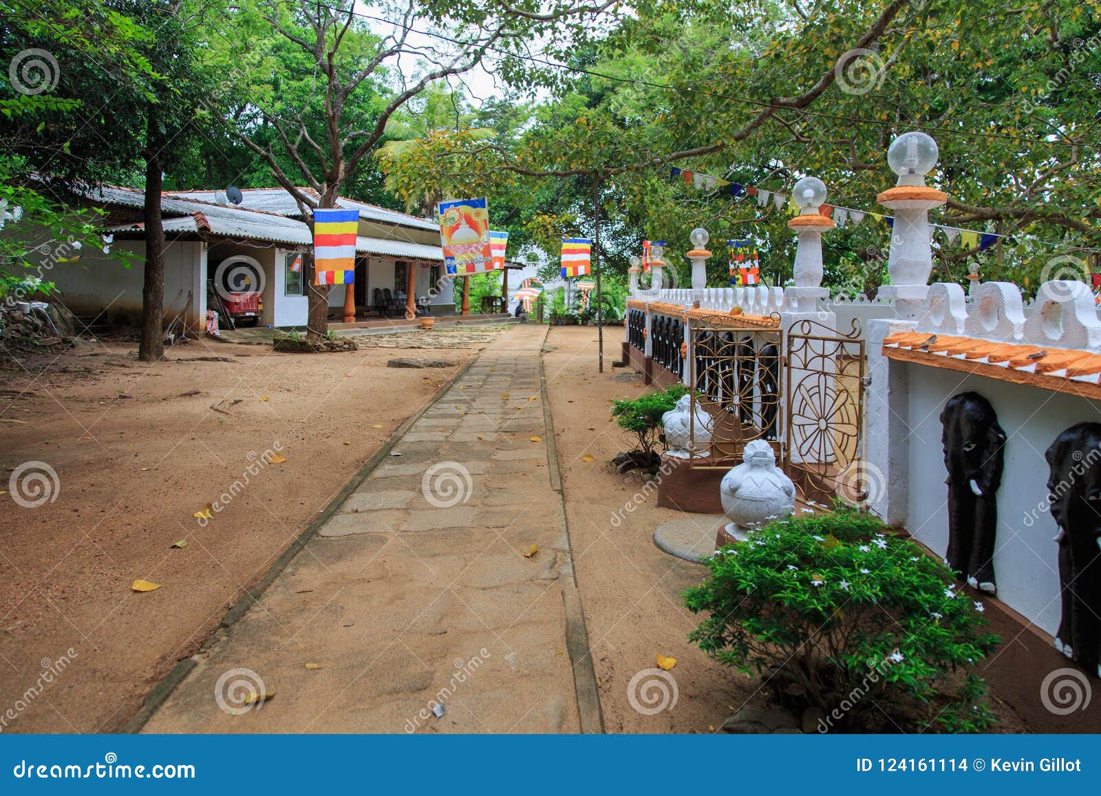 Templo Da Rocha De Pidurangala - Sri Lanka Foto de Stock - Imagem de ...