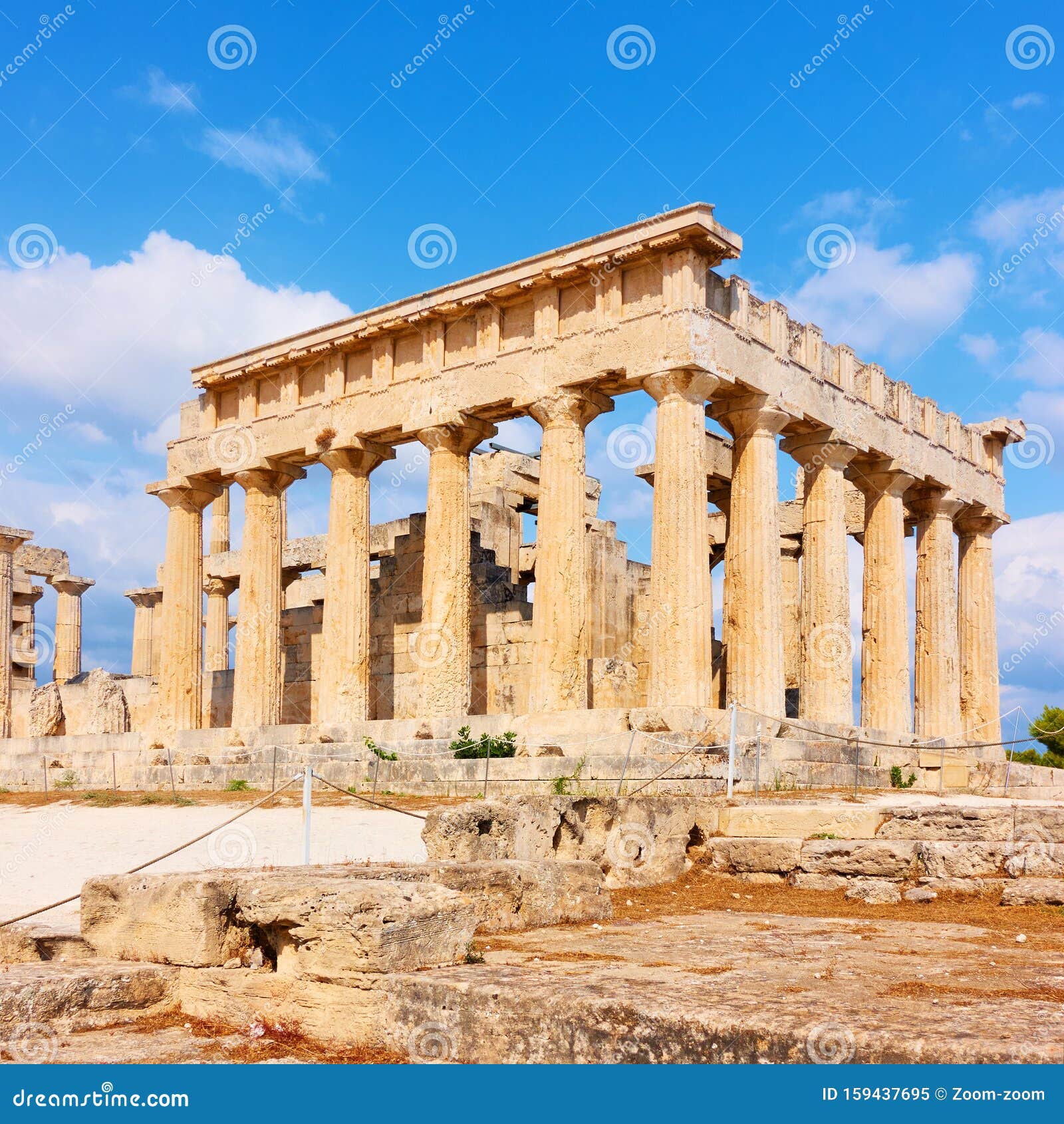 Templo de Ajea en Aegina imagen de archivo. Imagen de grecia - 159437695