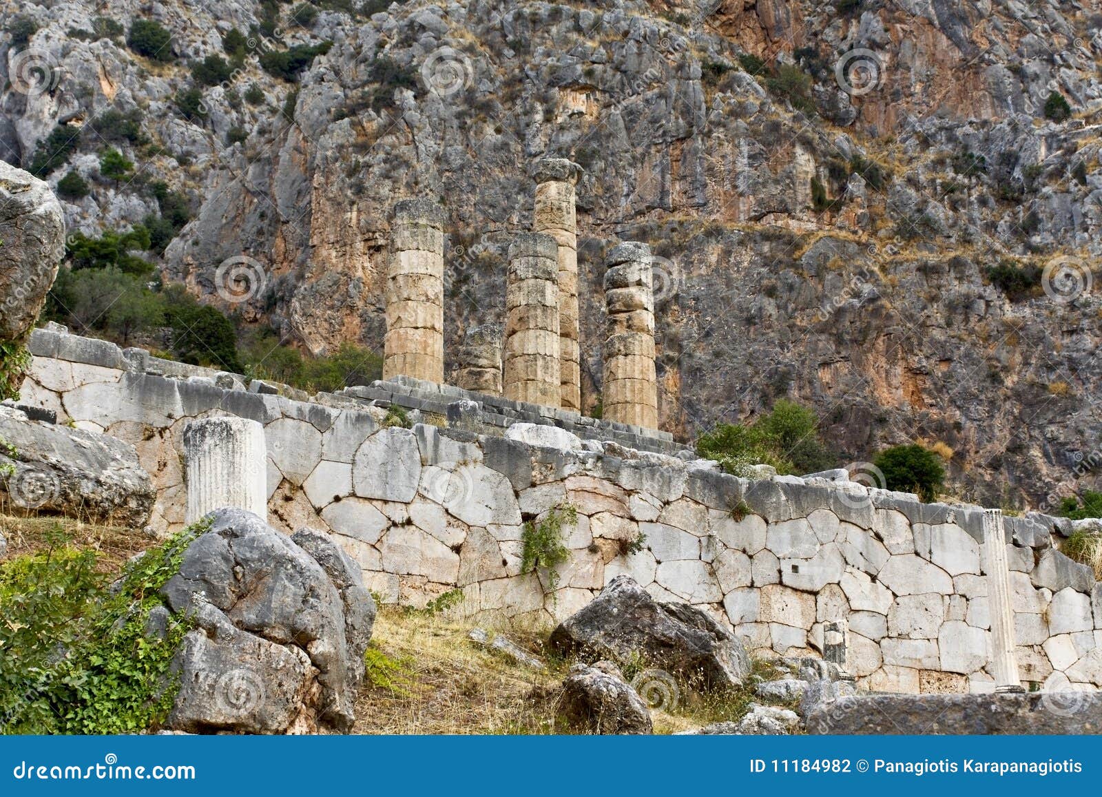 Templo De Apolo En Delphi S Arqueológico Foto de archivo - Imagen de ...