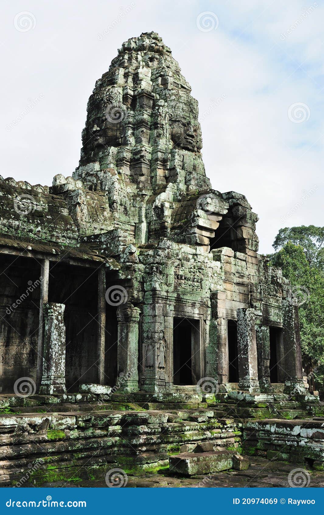 Templo De Bayon, Angkor, Cambodia Imagem de Stock - Imagem de kampuchea ...