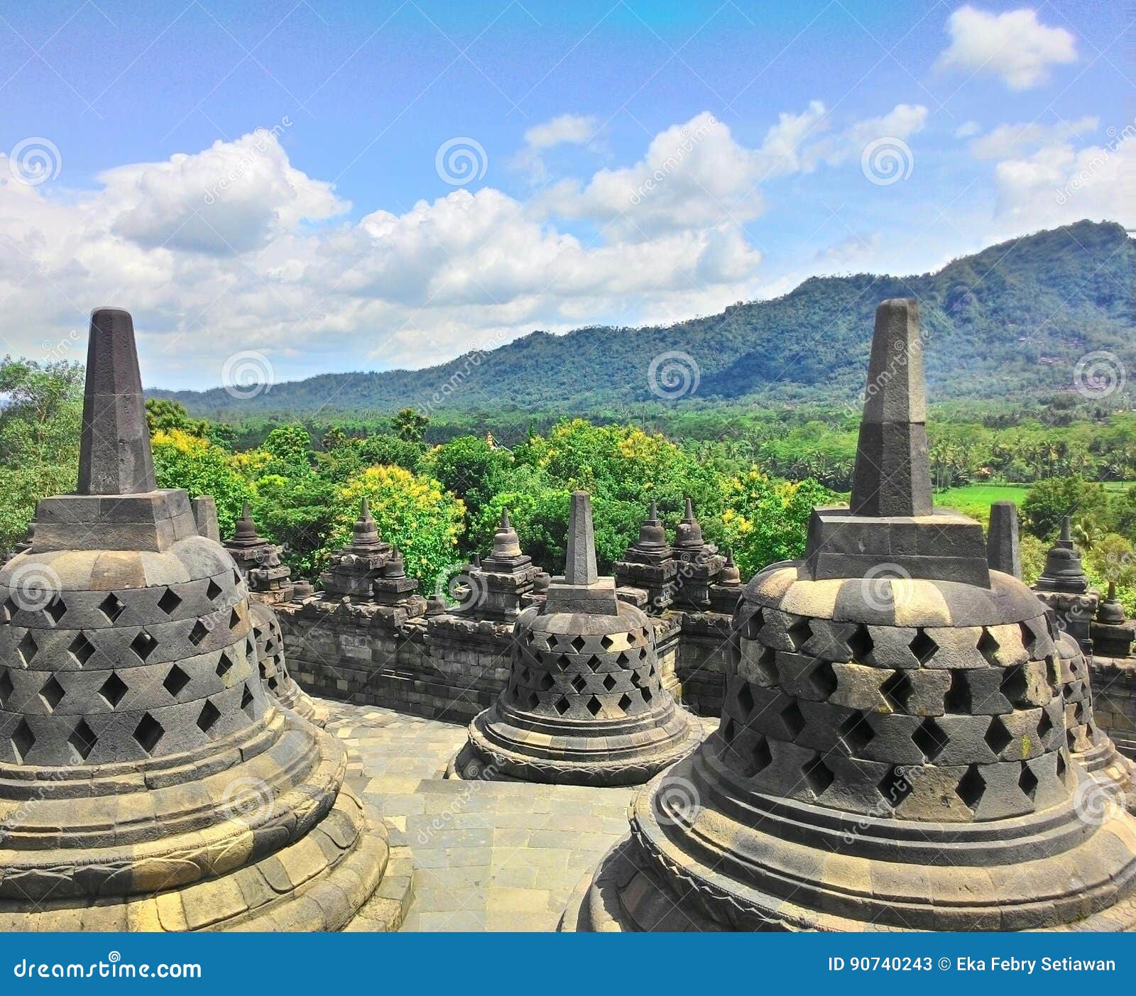 Templo de Borobudur imagen de archivo. Imagen de indonesia - 90740243