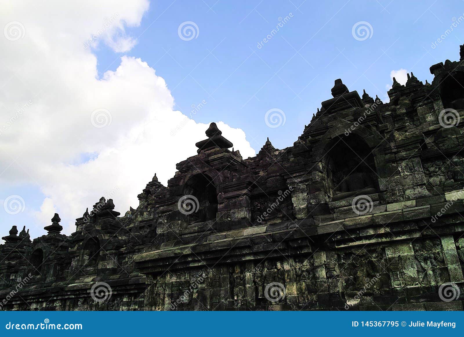 Templo De Borobudur, Isla De Java, Indonesia Imagen editorial - Imagen ...