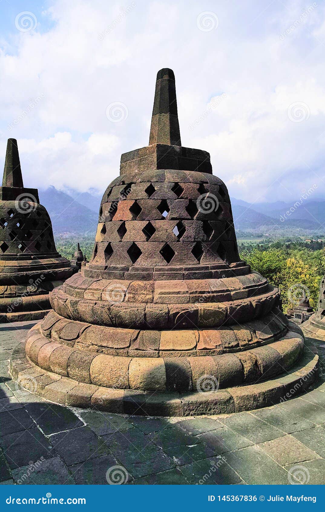 Templo De Borobudur, Isla De Java, Indonesia Foto editorial - Imagen de ...