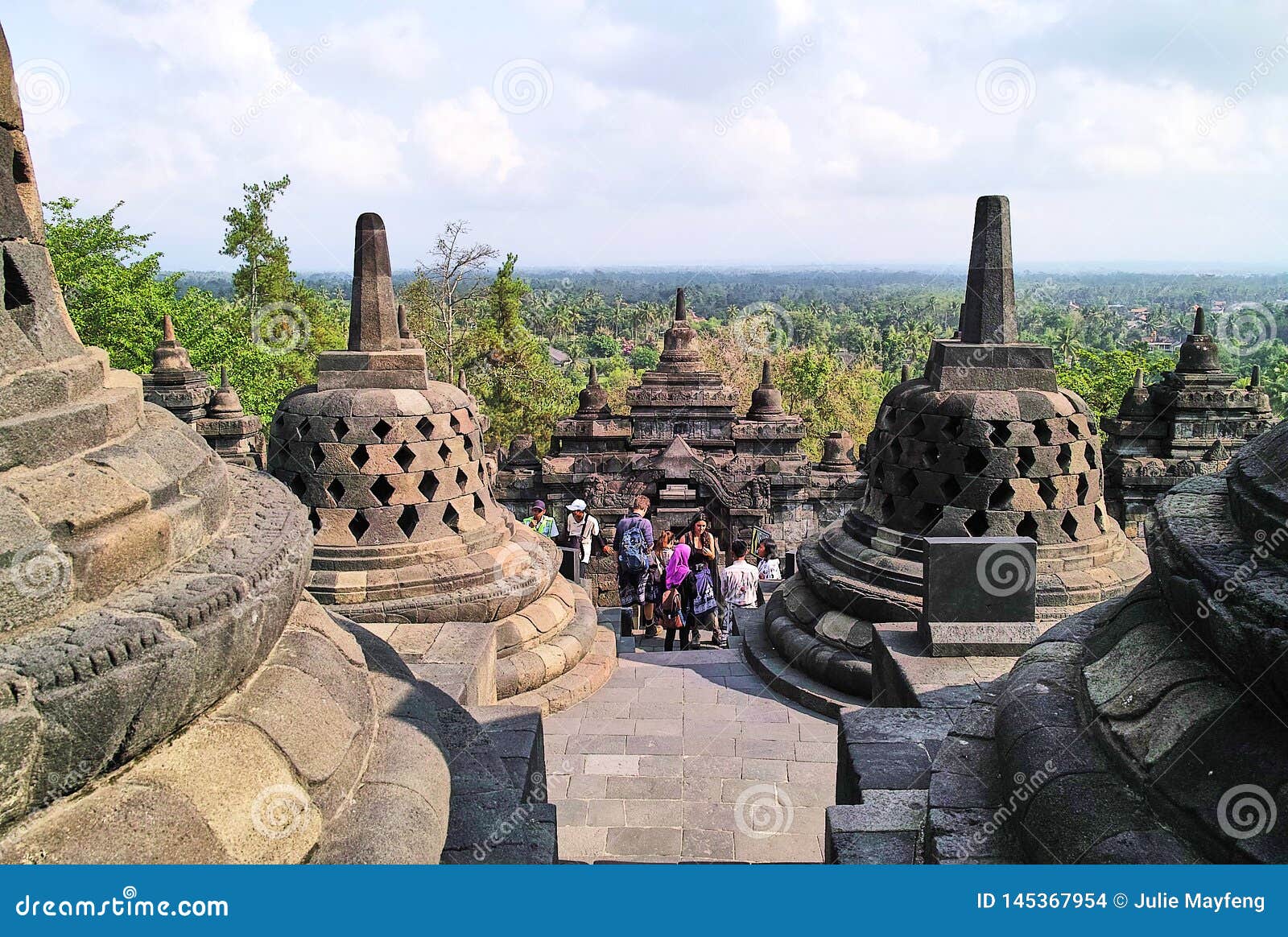 Templo De Borobudur, Isla De Java, Indonesia Imagen de archivo ...