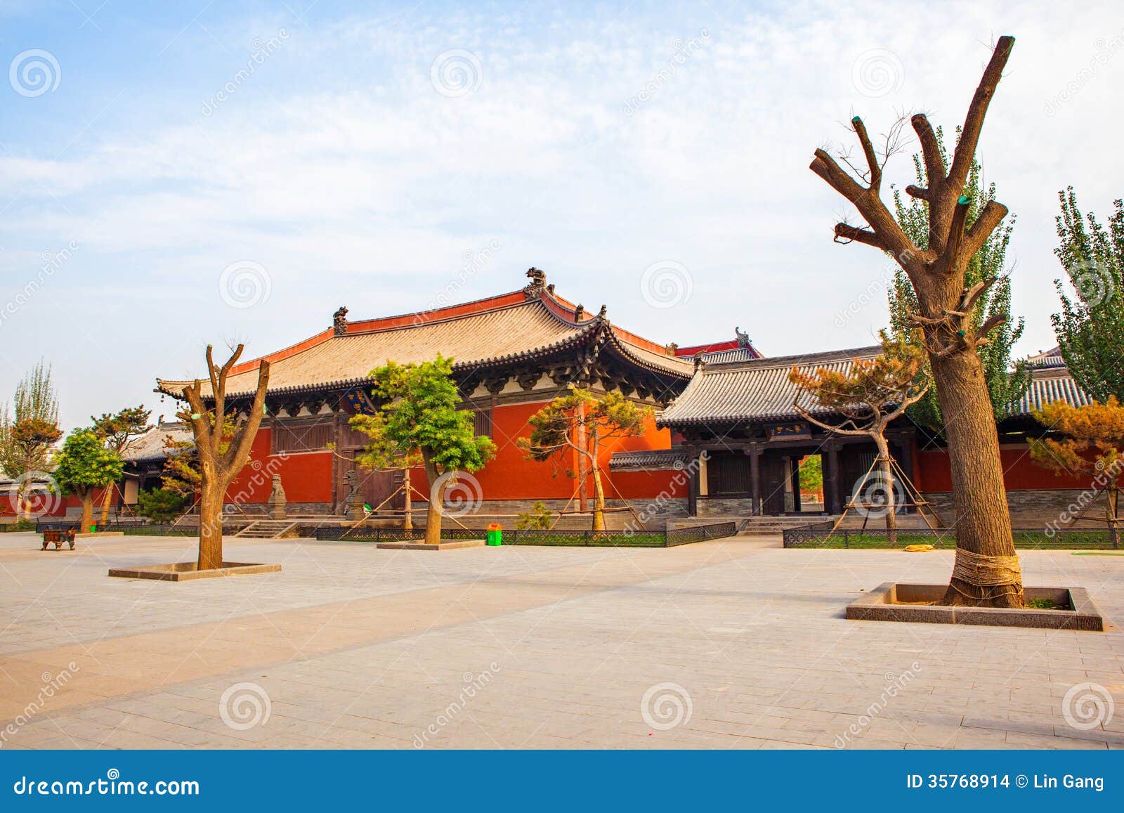 Templo de Datong Shanhua. foto de archivo. Imagen de principal - 35768914