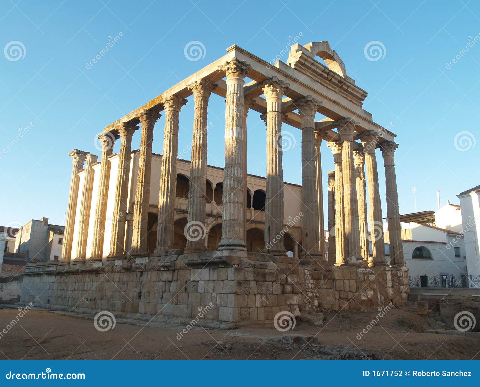 Templo De Diane Em Merida, Spain Foto de Stock - Imagem de viajar ...