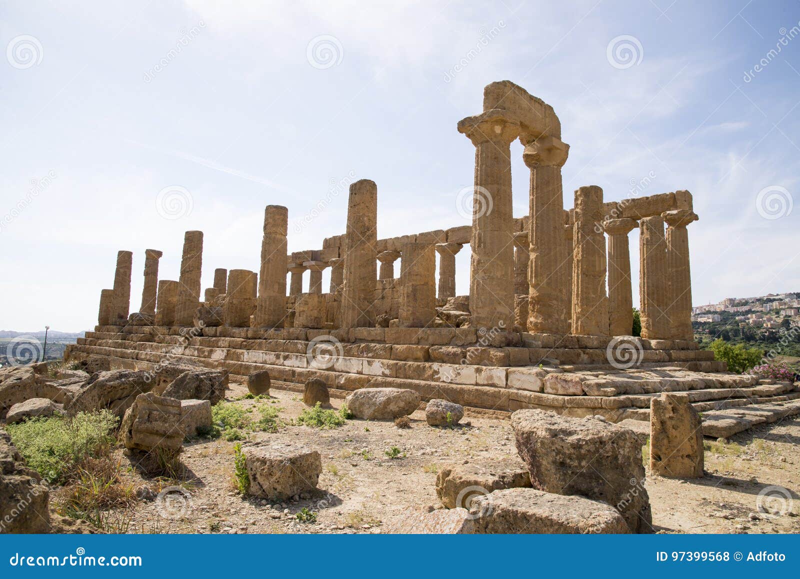 Templo De Hera - Agrigento - Sicilia Foto de archivo - Imagen de ...
