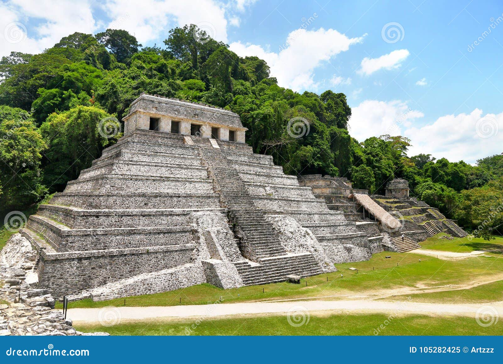 Templo De Inscripciones En Palenque, México Imagen de archivo - Imagen ...