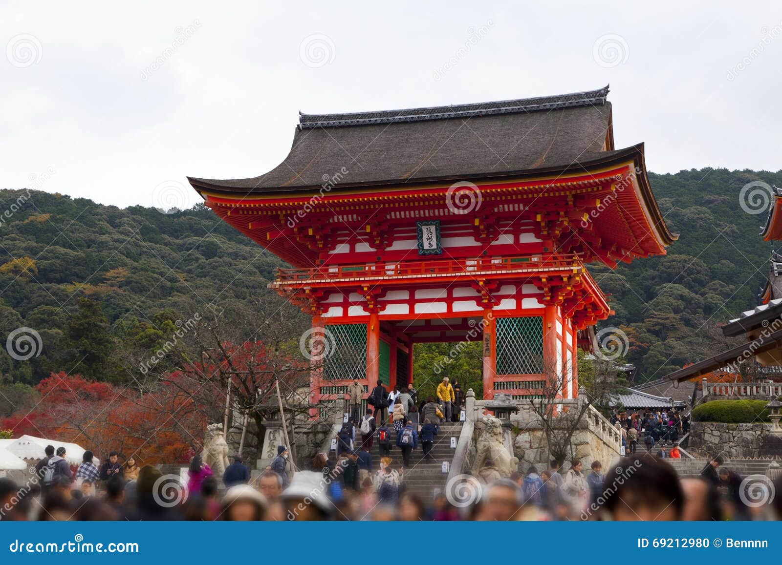 Templo de Kiyomizu-dera imagen editorial. Imagen de edificio - 69212980