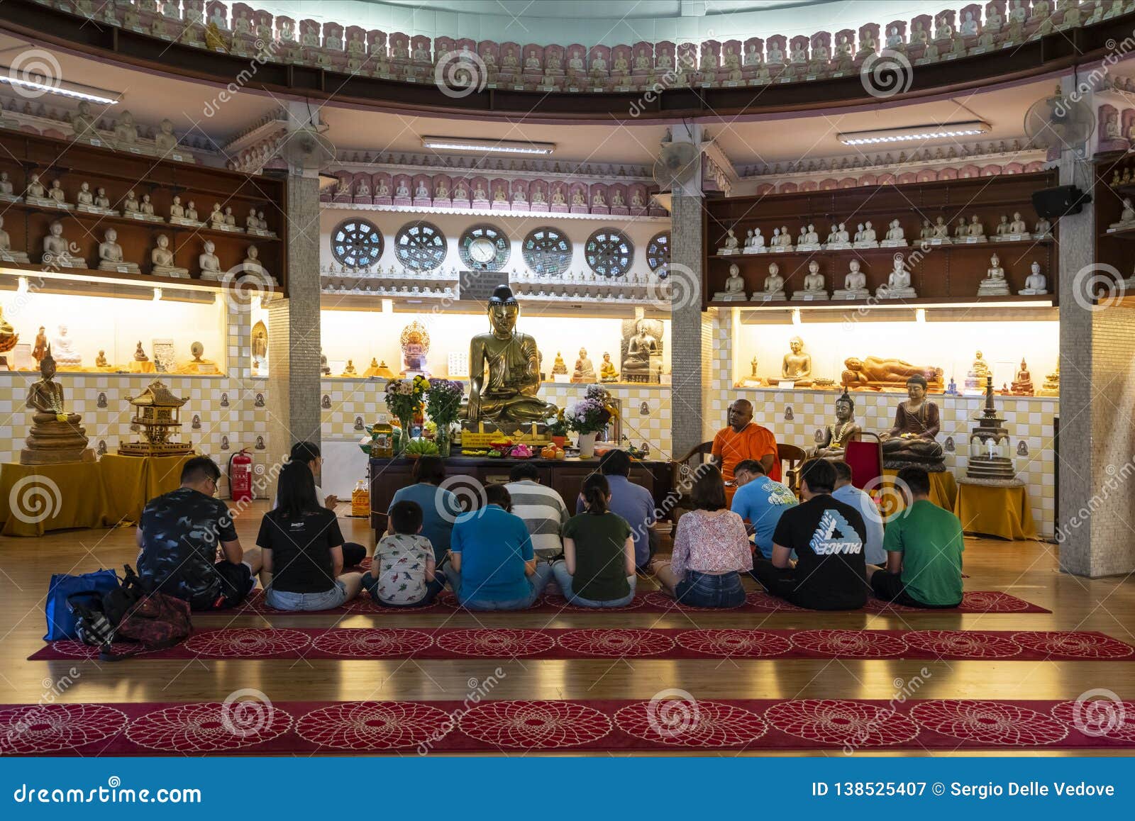 Templo De Maha Vihara En Kuala Lumpur Fotografía editorial - Imagen de ...