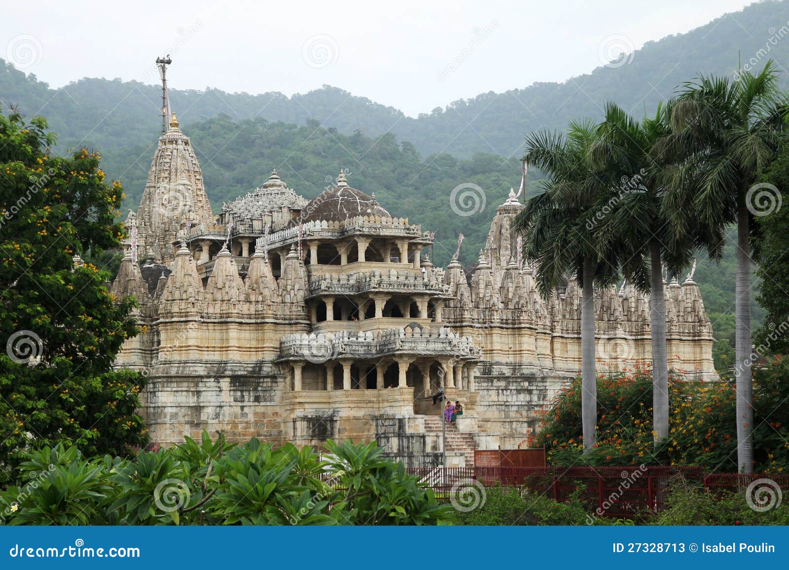 Templo de Ranakpur imagen de archivo. Imagen de viaje - 27328713