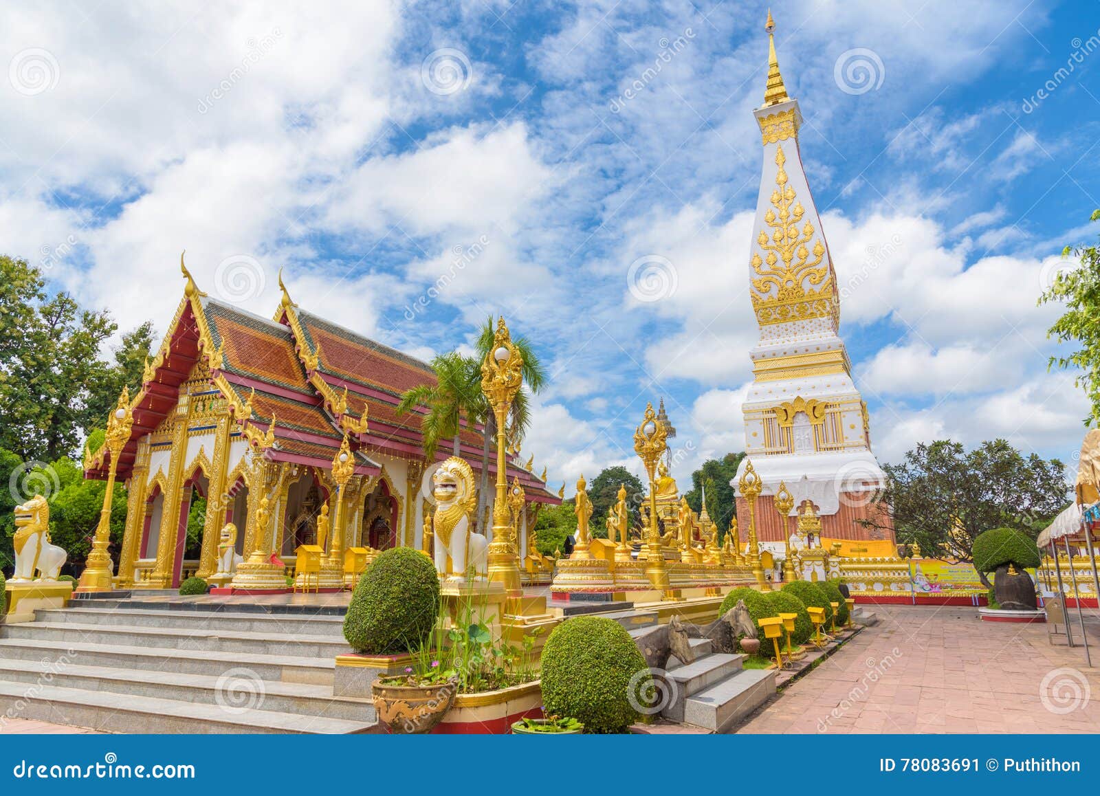 Templo De Wat Phra that Panom Imagen de archivo - Imagen de antiguo ...