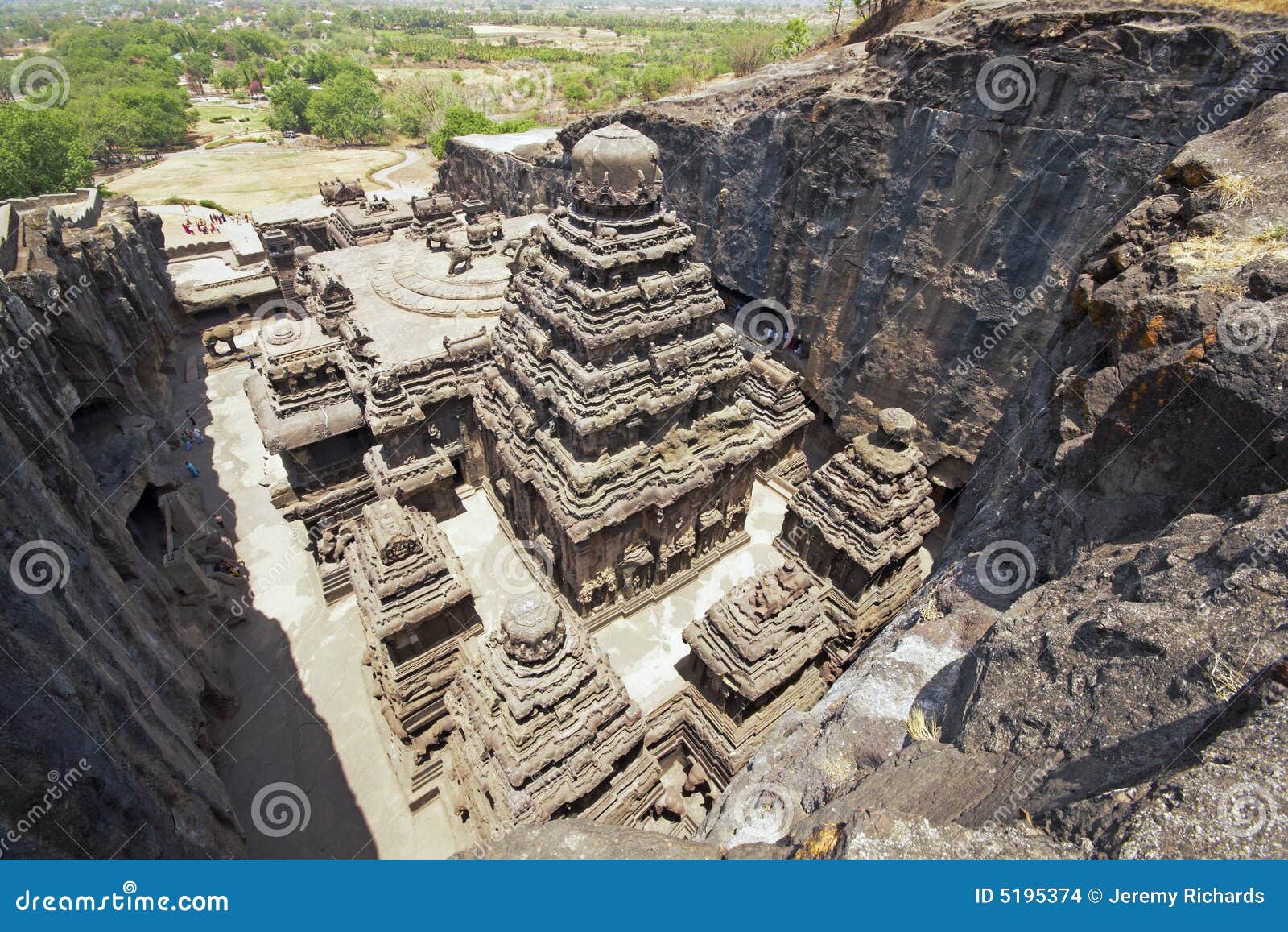 Templo Hindu Antigo Da Rocha Foto de Stock - Imagem de sagrado ...