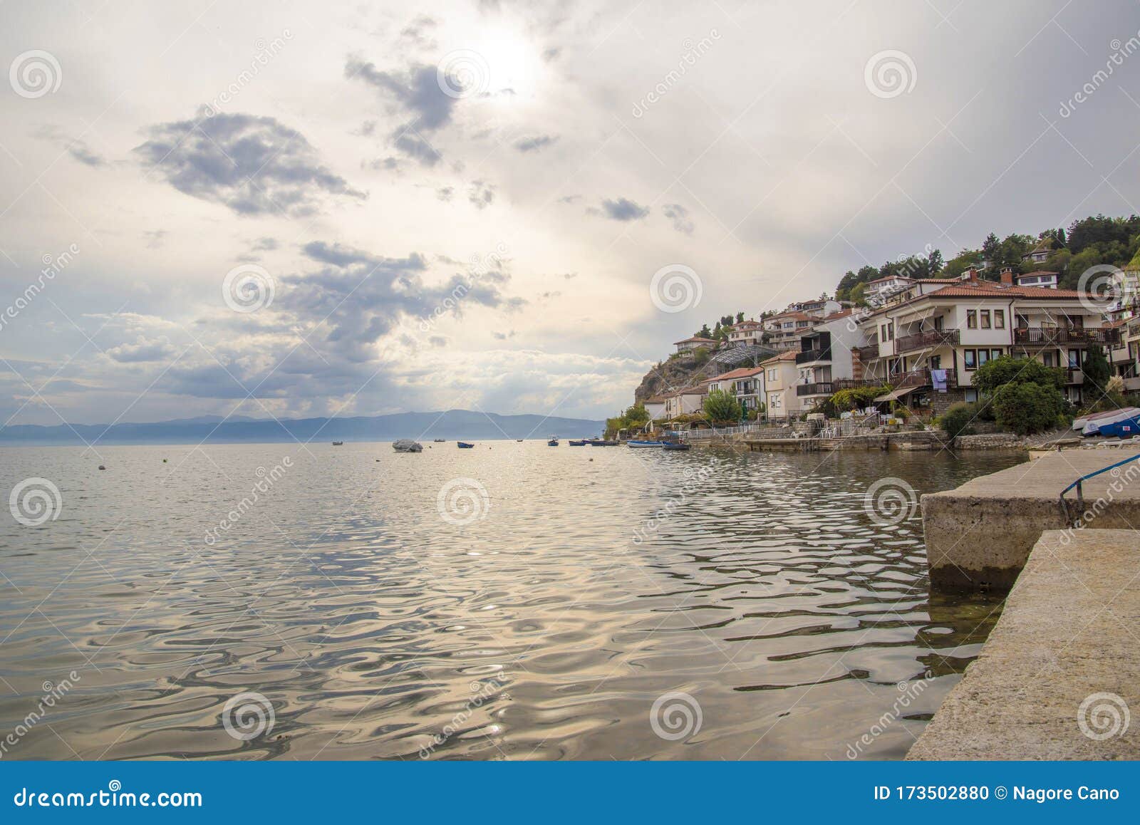 Temporada Del Lago De Ohrid Foto de archivo - Imagen de lago, turismo ...