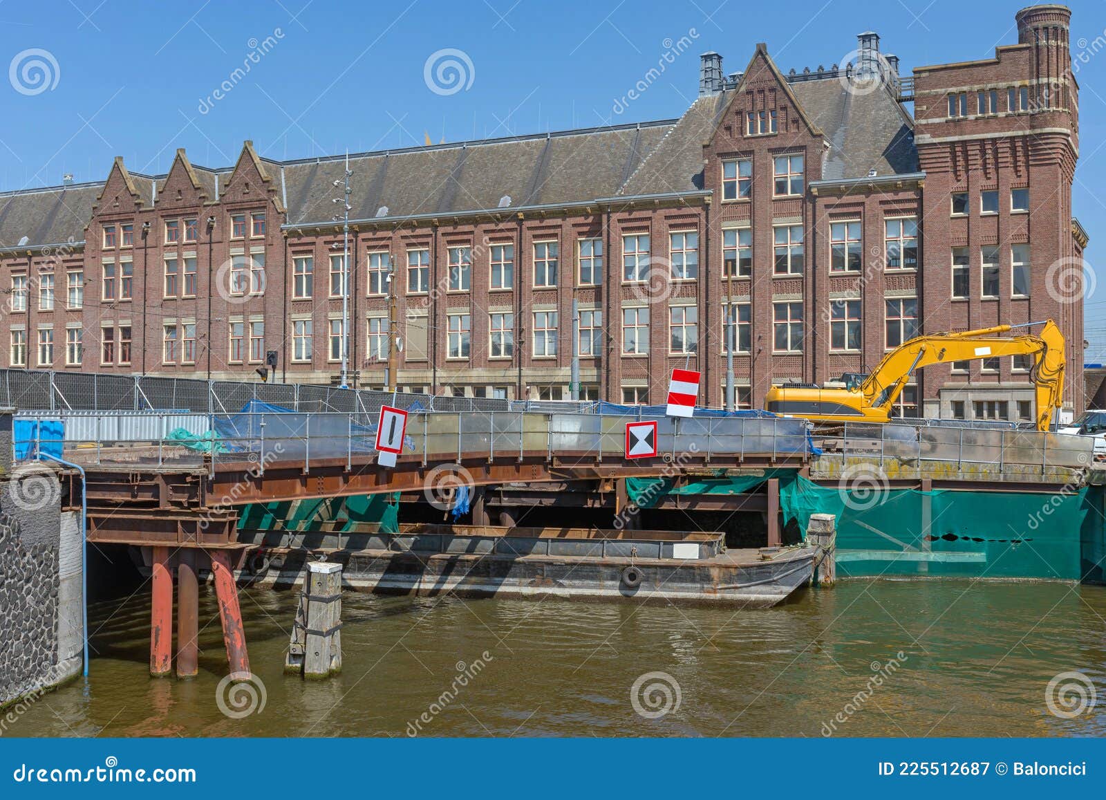 Temporary Bridge Over The Matiri River West Branch, Kahurangi National ...