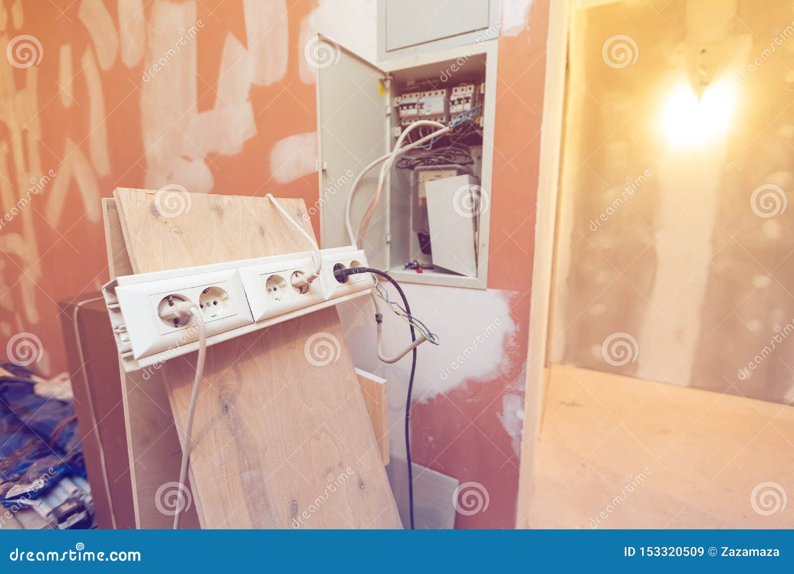 Temporary Electrical Outlets for Constructions Tools and Gears is ...