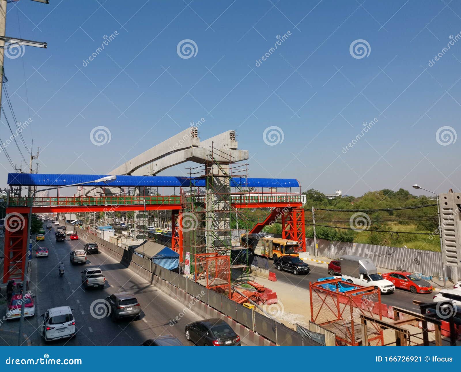 Temporary Metallic Pedestrian Flyover Editorial Photo - Image of ...