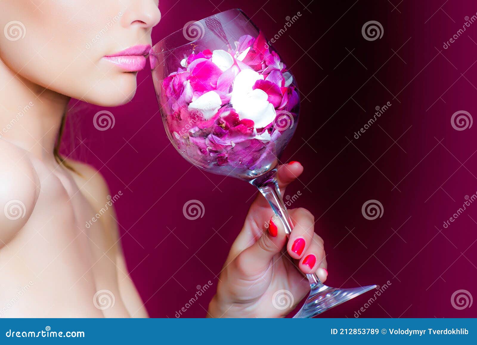 Lips With Flower. Close-up Beautiful Female Lips With Bright Lip Stock ...