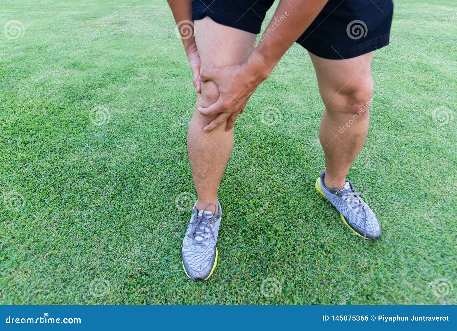 Tendon Knee Joint Problems on Man Leg Stock Photo - Image of knee ...