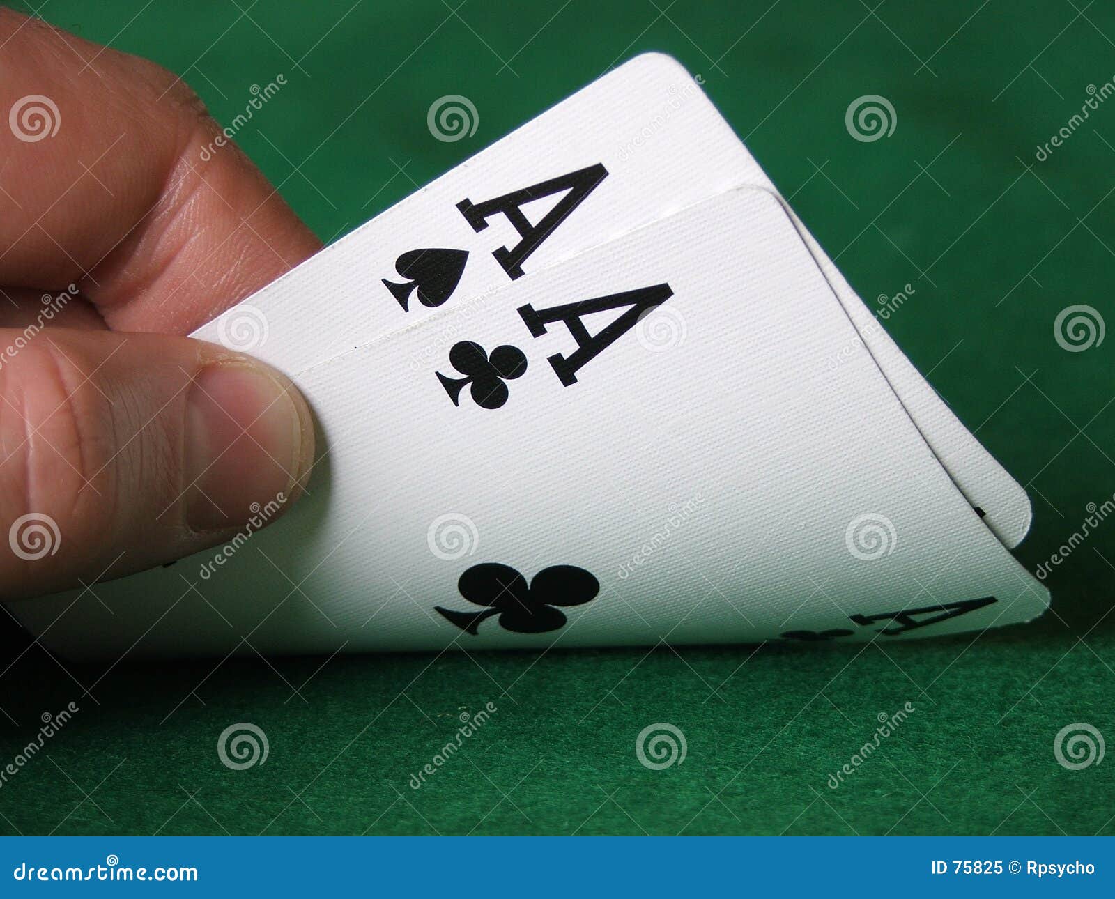 Tengalo: Intaschi i razzi immagine stock. Immagine di mazza - 75825