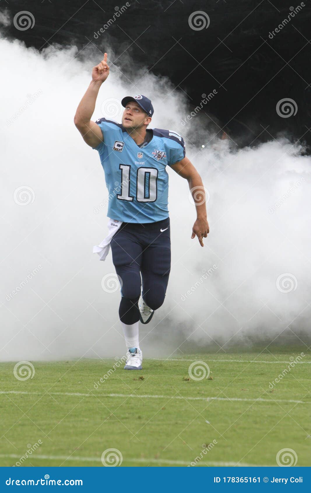 Jake Locker editorial photo. Image of football, sports - 178365161