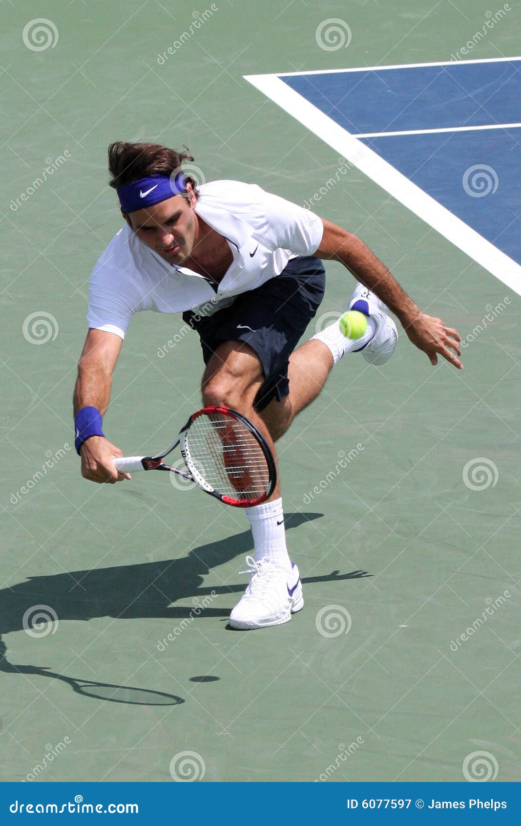 Tennis Player Roger Federer Editorial Photography - Image of racquet ...