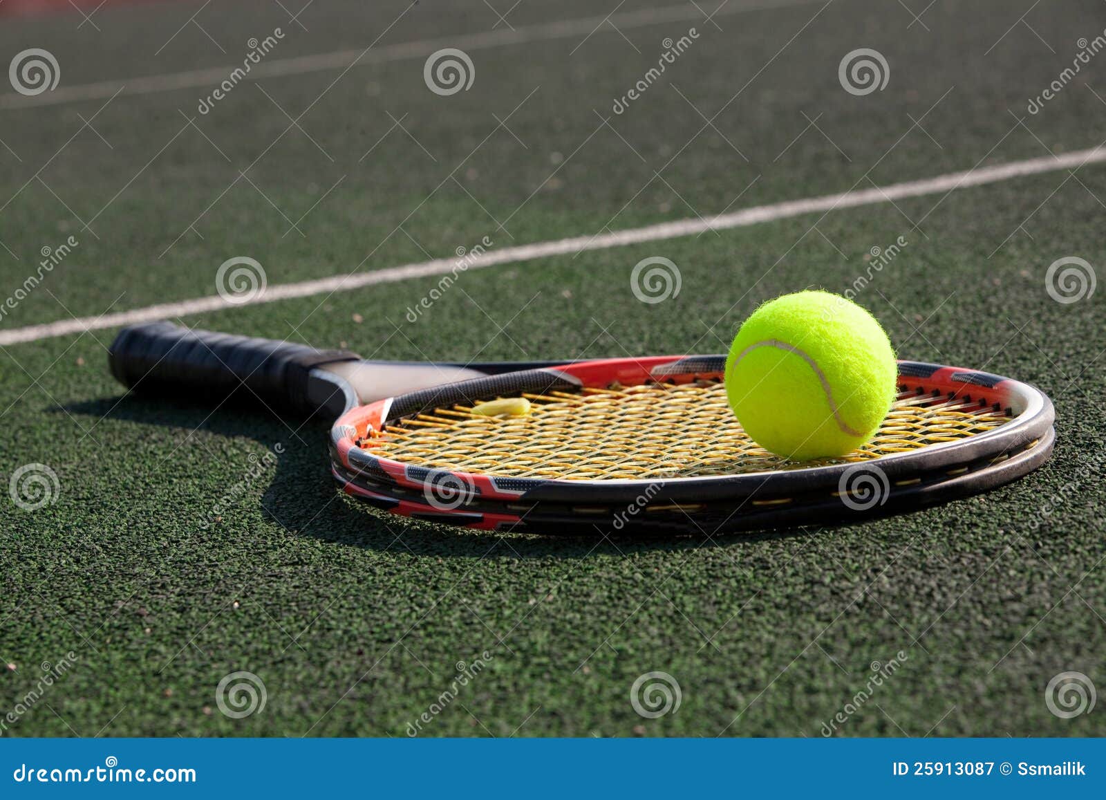 Tennis racket with a ball stock image. Image of ready - 25913087