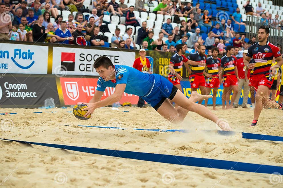 Tentative image stock éditorial. Image du événement, foule - 98673064