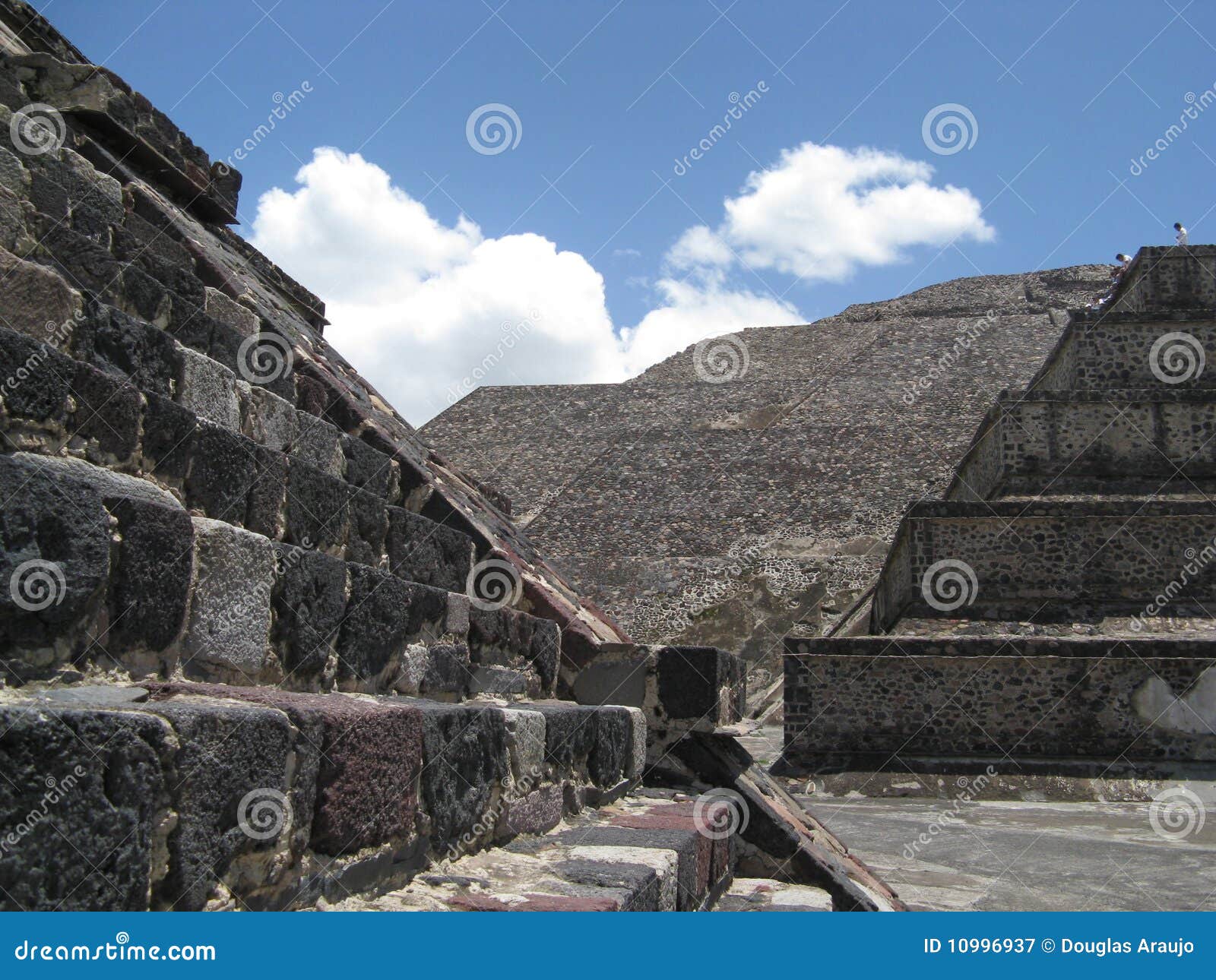 Teotihuacan Pyramid stock image. Image of mexico, landscape - 10996937