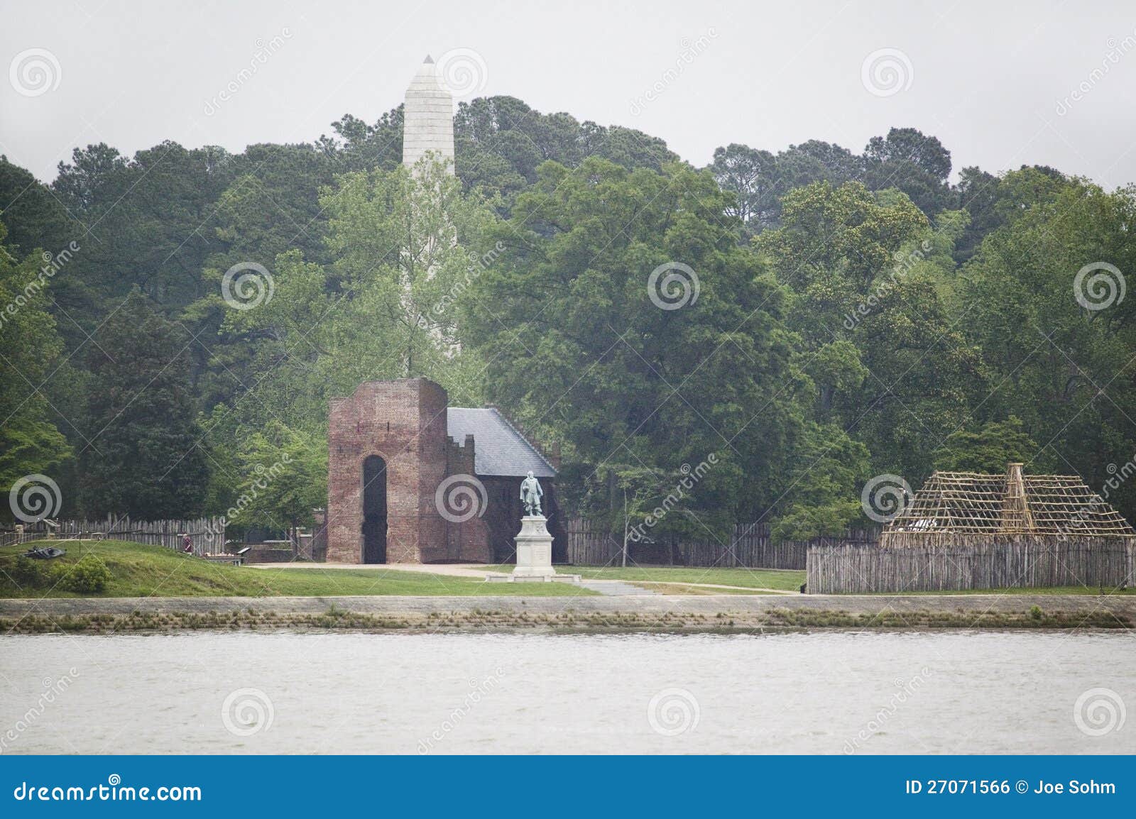 Tercentenary Monument stock photo. Image of states, interest - 27071566