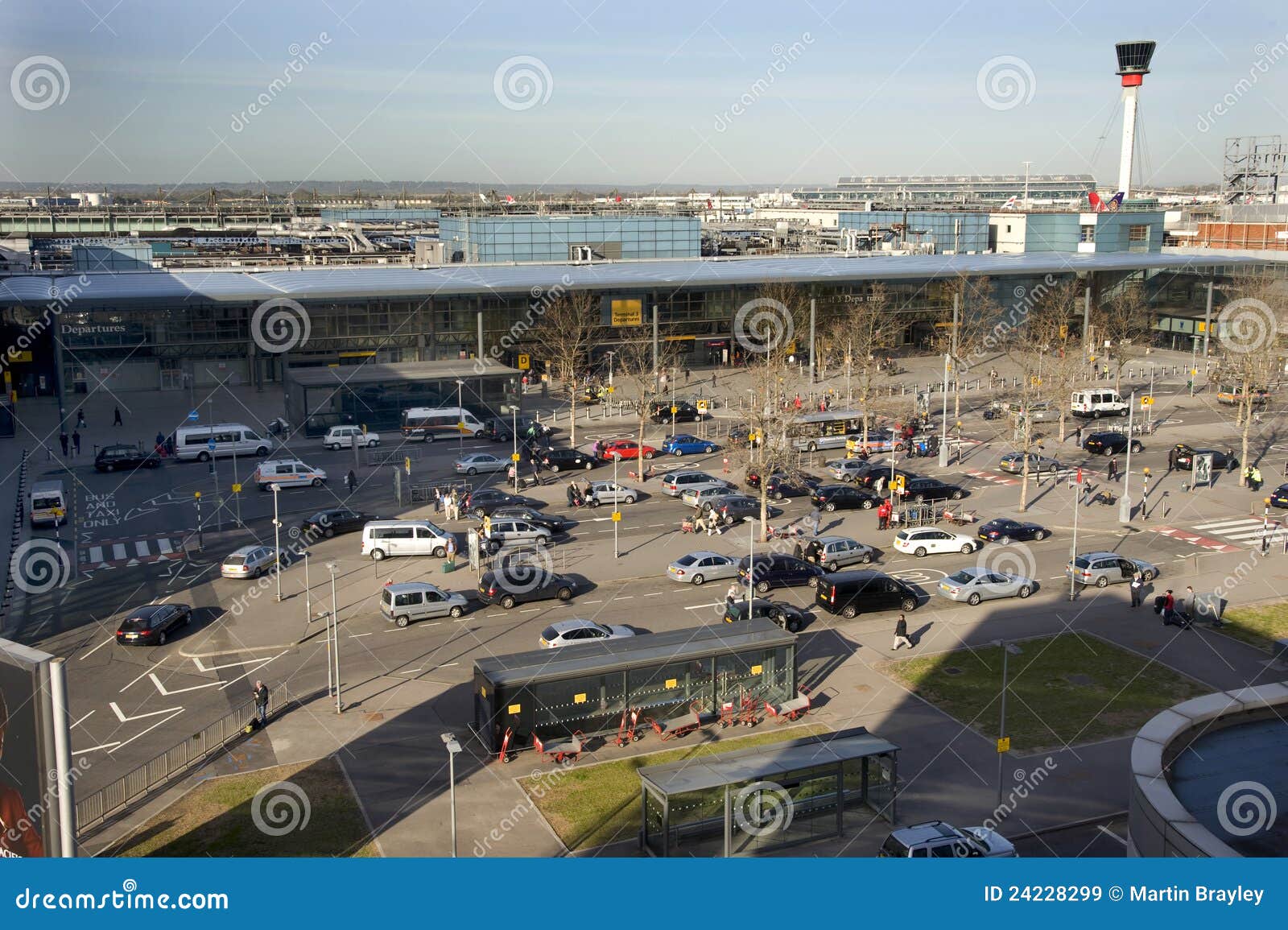 Terminal 3 at Heathrow Airport Editorial Stock Image - Image of airport ...