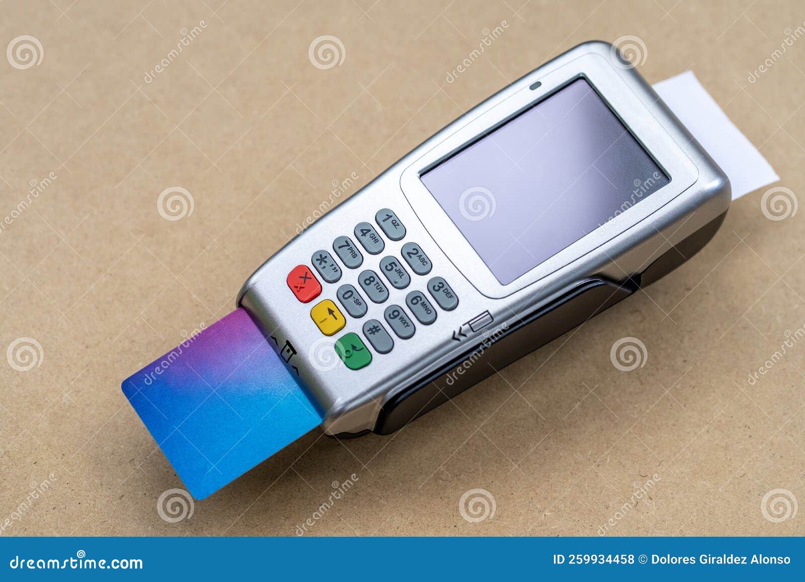 Terminal bancario de pago foto de archivo. Imagen de mano - 259934458