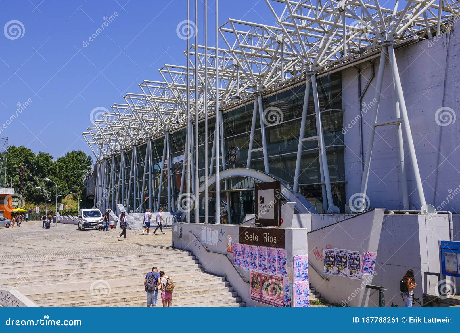 Terminal De Sete Rios Em Lisboa Foto Editorial - Imagem de português ...