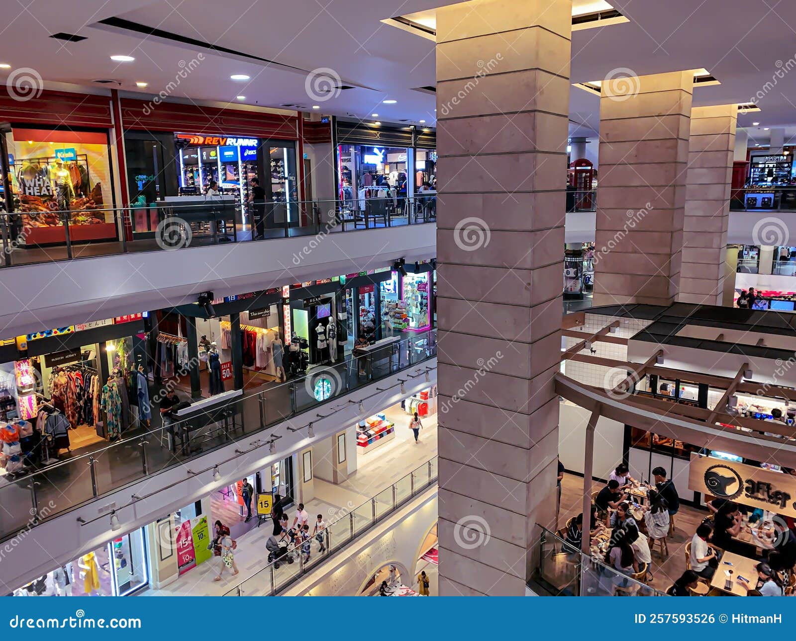 Terminal 21 Mall editorial photo. Image of bangkokshop - 257593526