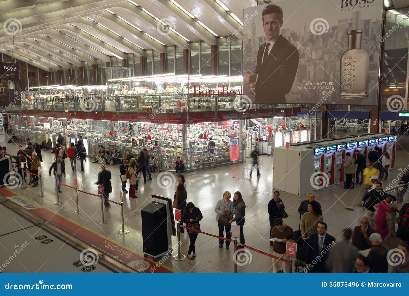 Termini Station Rome editorial photo. Image of commuters - 35073496