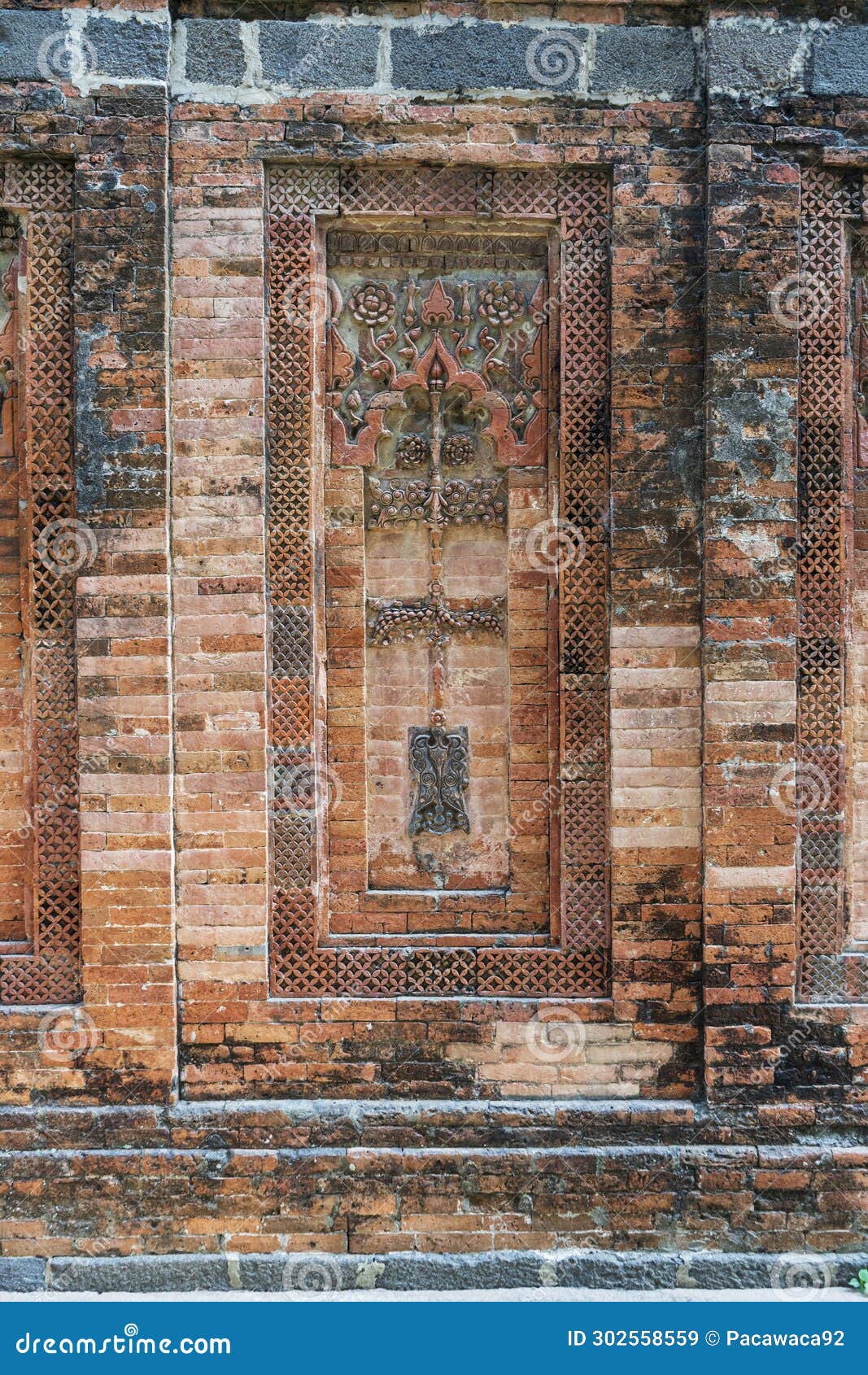 Shahi Mosque (unique Construction With Pink Salt Bricks) In Khewra Salt ...