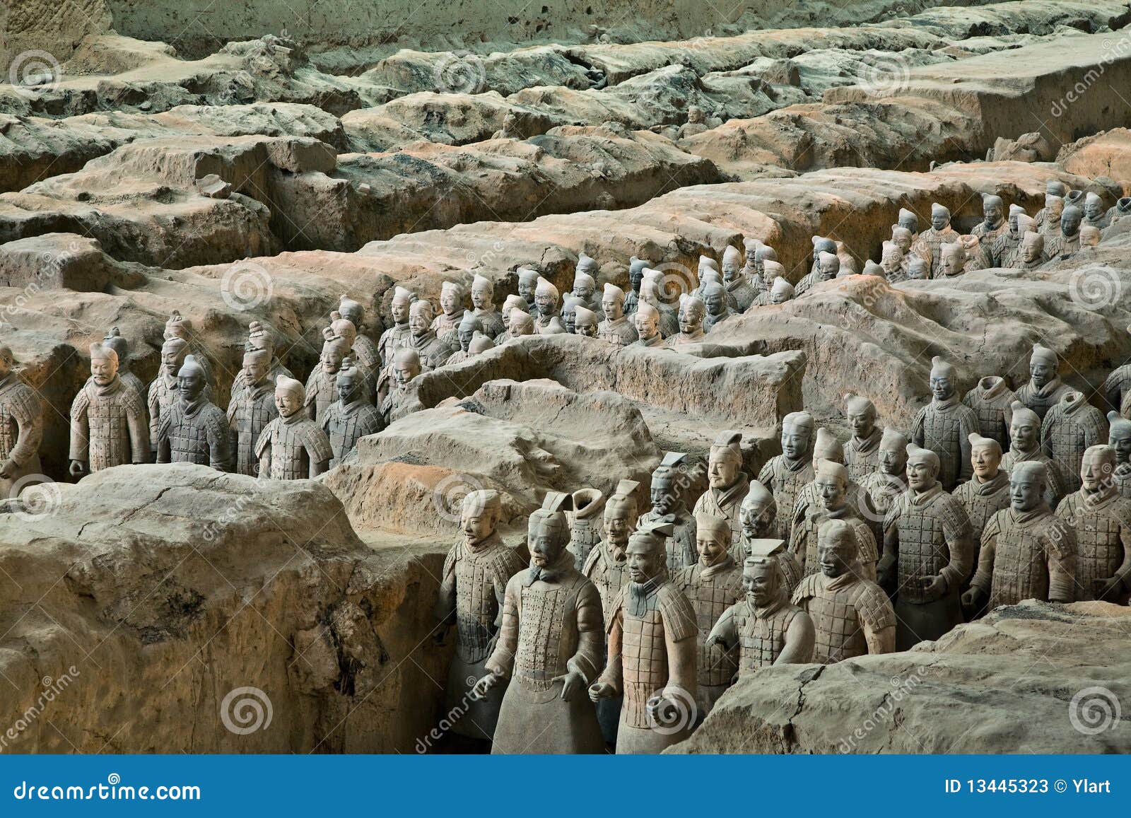 Terracotta Warriors editorial stock photo. Image of formation - 13445323
