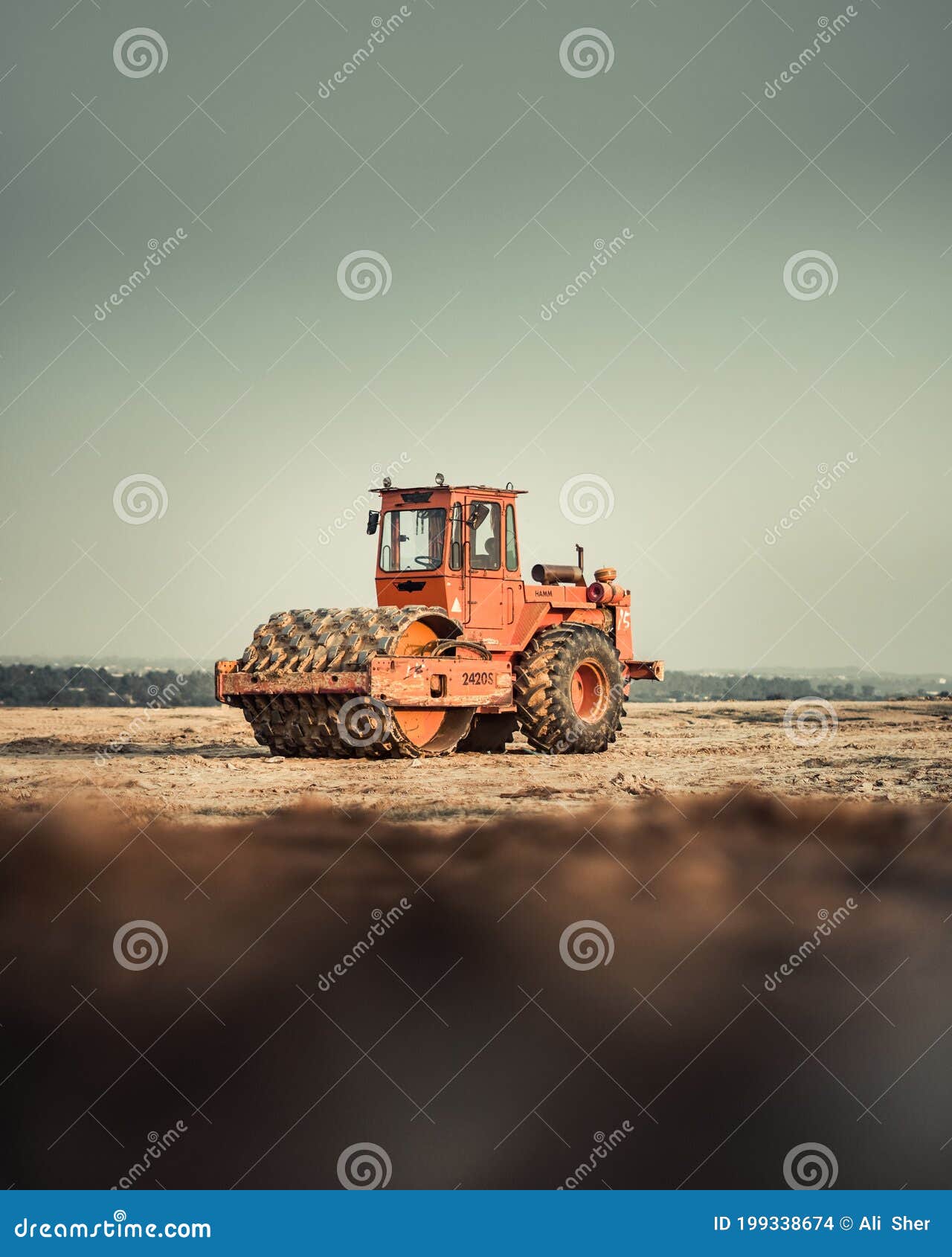 Terrain De Compactage De Rouleau De Route Photo stock - Image du route ...