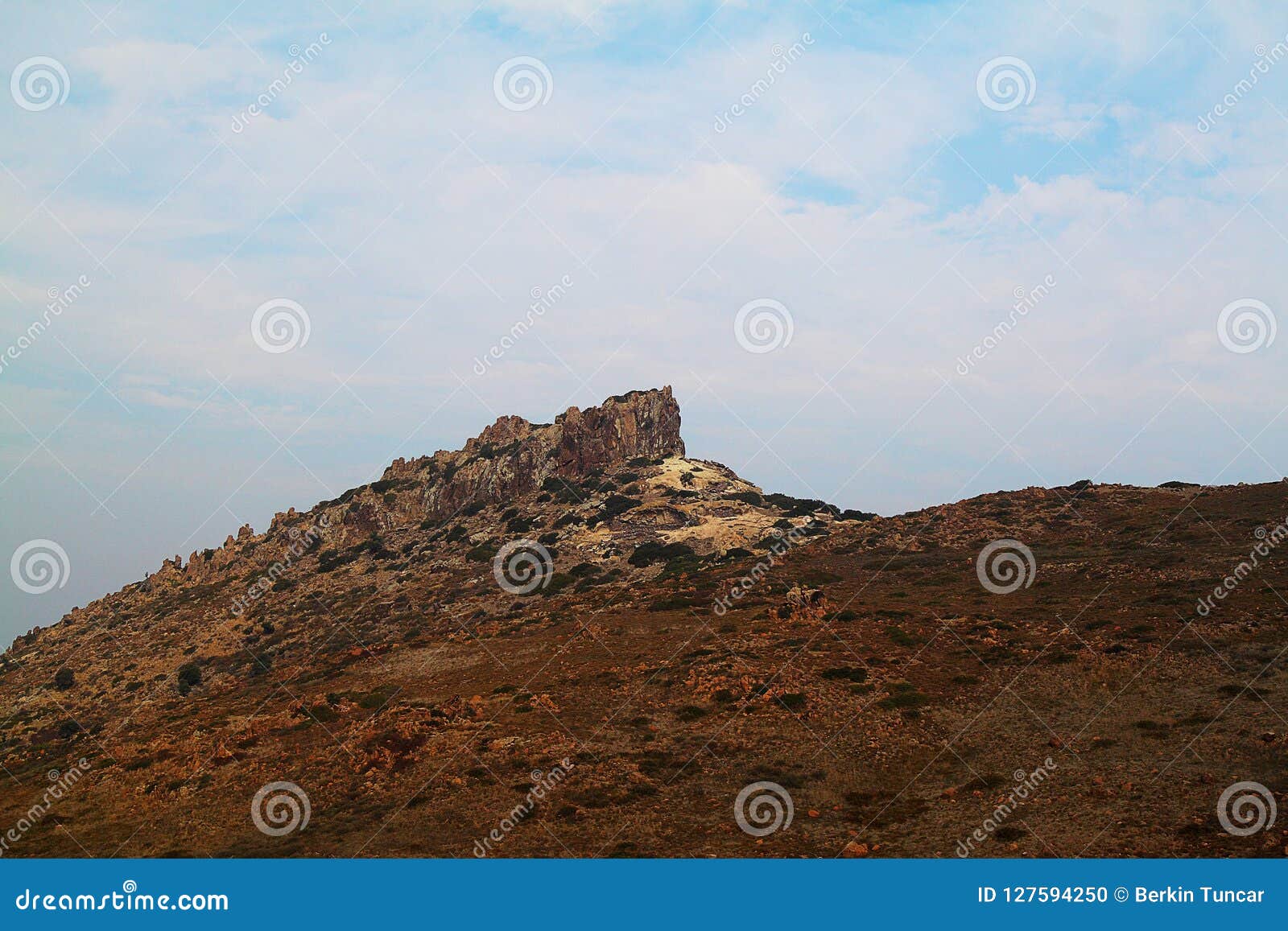 Terrain Rocheux Sous Le Ciel Photo stock - Image du course, nationale ...