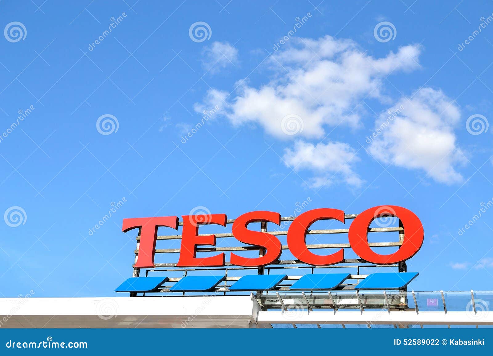 Tesco logo supermarket editorial photography. Image of blue - 52589022 Tesco logo supermarket editorial photography. Image of blue - 52589022